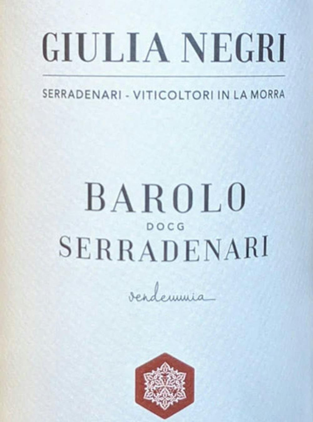 Giulia Negri Barolo Serradenari 2020 :: Italian Red