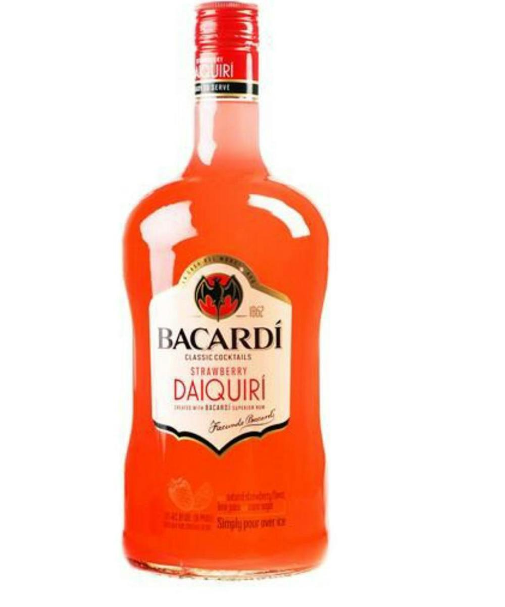 Bacardi RTD Strawberry Daiquiri Cocktails 1.75L :: Rum